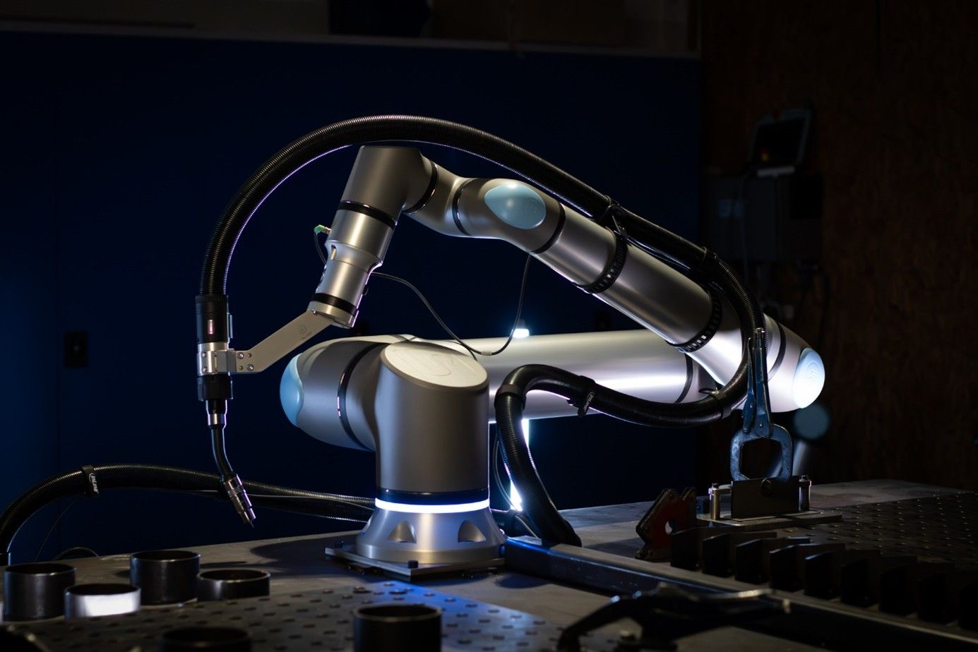 Cobot jako platforma - Elmark Automatyka